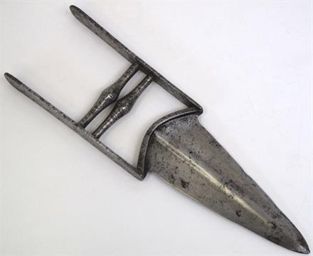 A 18th century Indian Katar "Punch Dagger". : r/forhonor