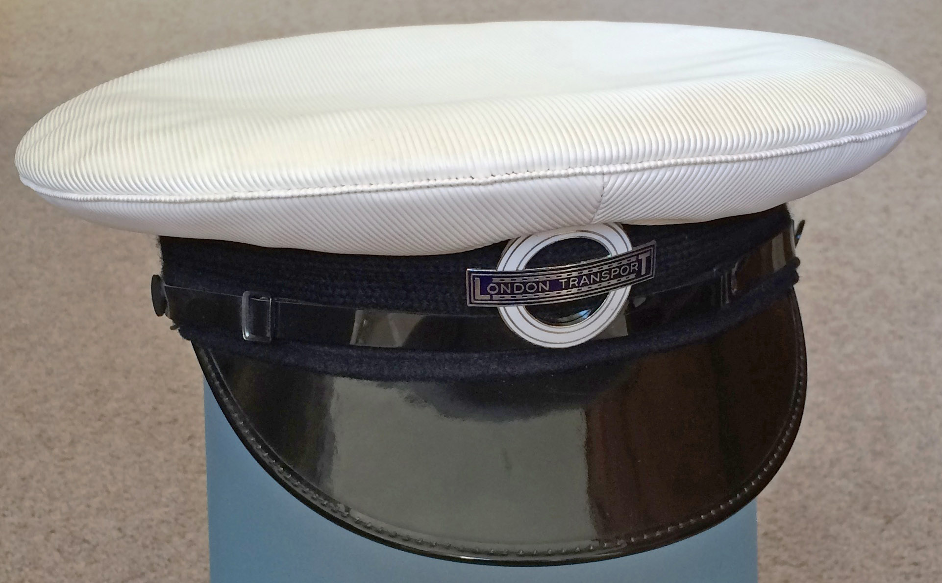 London Transport bus driver's or conductor's CAP WITH BADGE. Dating ...