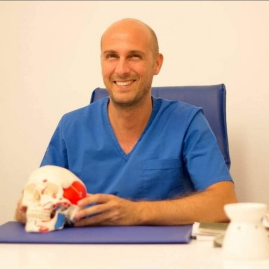 Dr. Giuseppe Simonetti, fisioterapista, osteopata, posturologo - Leggi ...