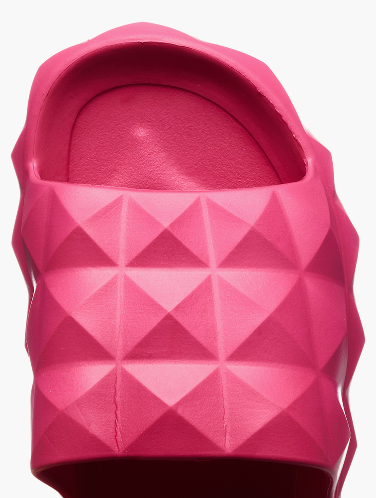 MyRunway | Shop TomTom Fuschia Quilted Round Toe Sandals for Women from ...