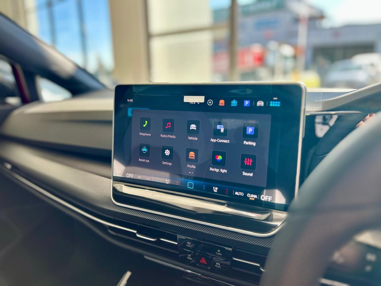 Volkswagen (VW) Golf 8 1.4 TSi R-Line Plus for sale in Gauteng ...