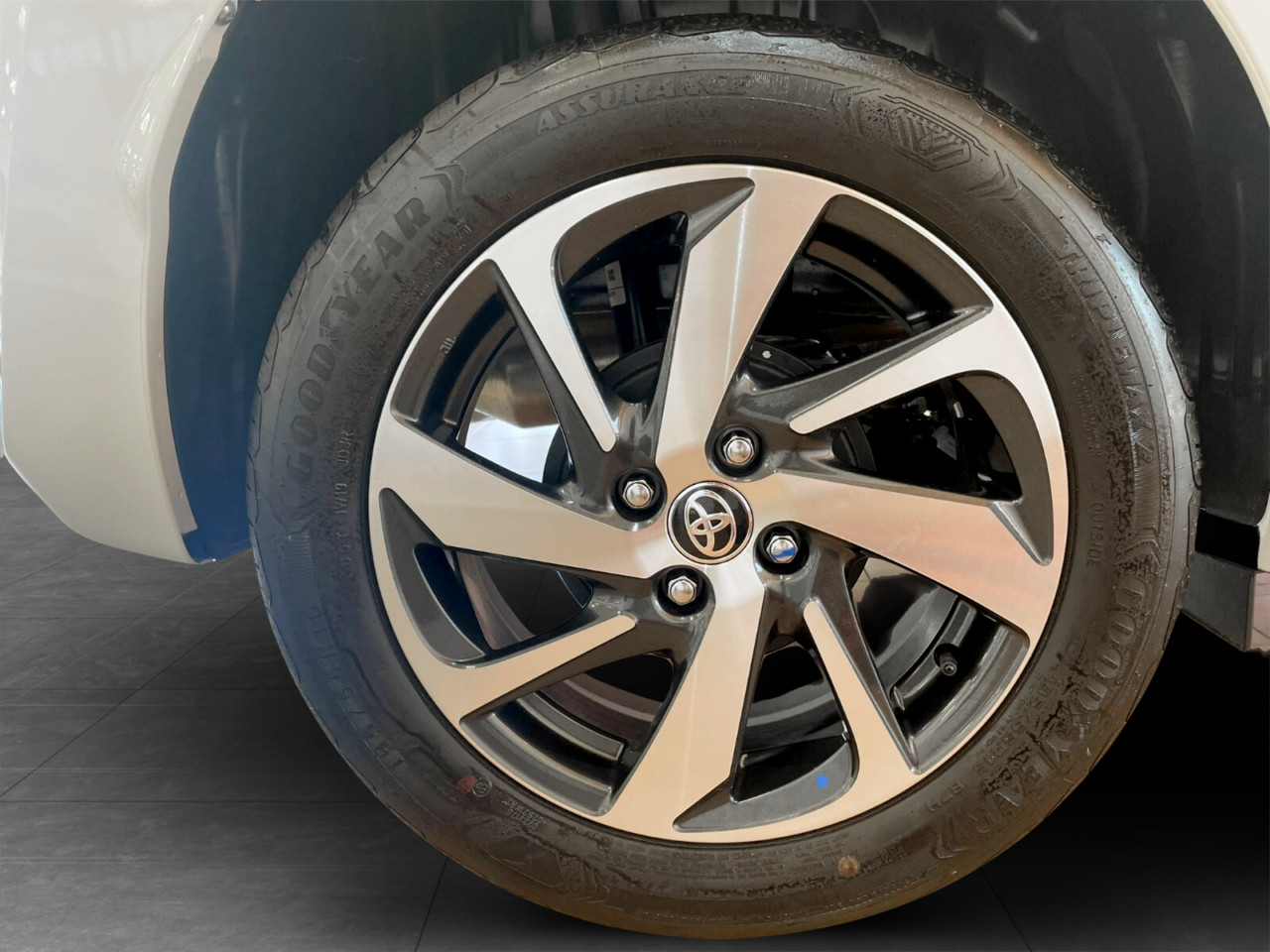 Toyota Starlet 1.5 XS Auto for sale in Gauteng - Johannesburg - Carfind ...