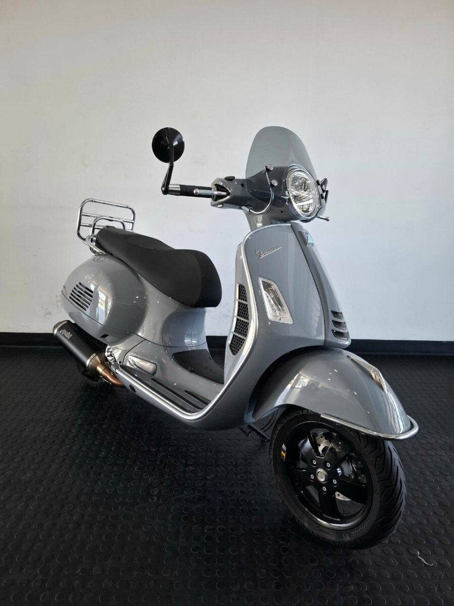Vespa GTS 300 HPE for sale in Gauteng - Johannesburg - Carfind.co.za (ID:8012406)