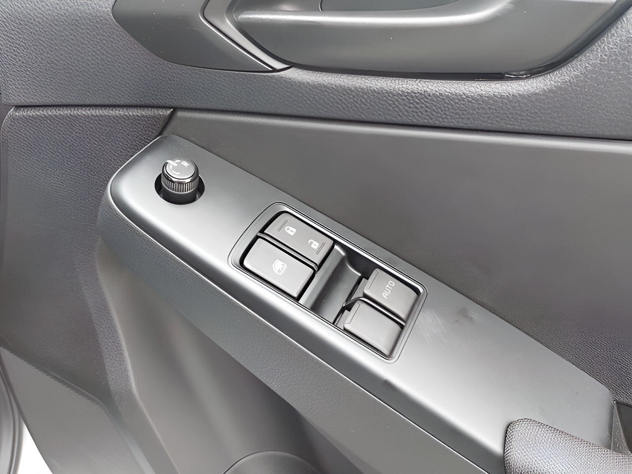 Isuzu D-Max 1.9 Ddi HR L Auto for sale in Gauteng - Midrand - Carfind ...