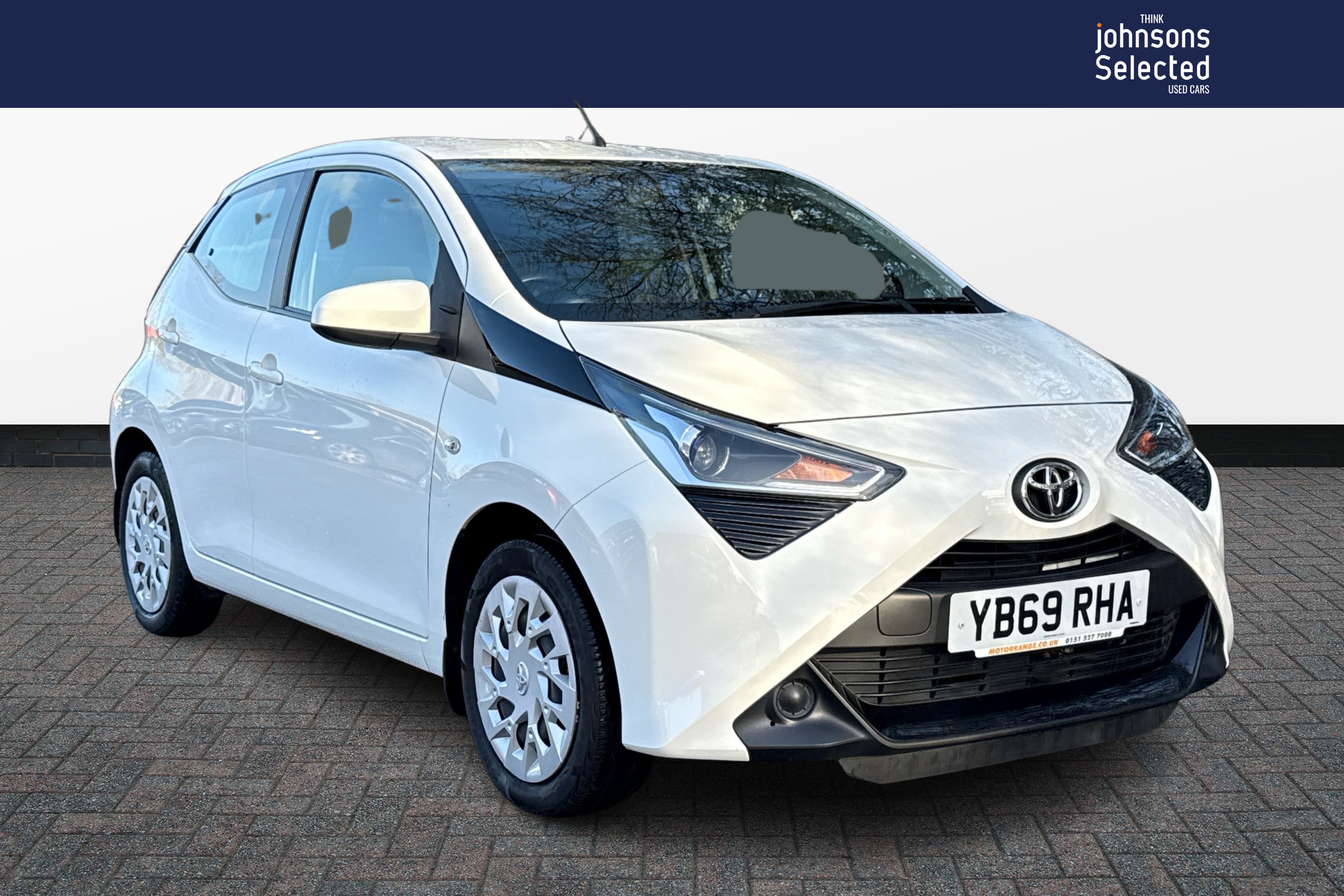 Toyota Aygo Hatchback 1.0 VVT-i X-Play 5dr Car Deals | Family Car Deals