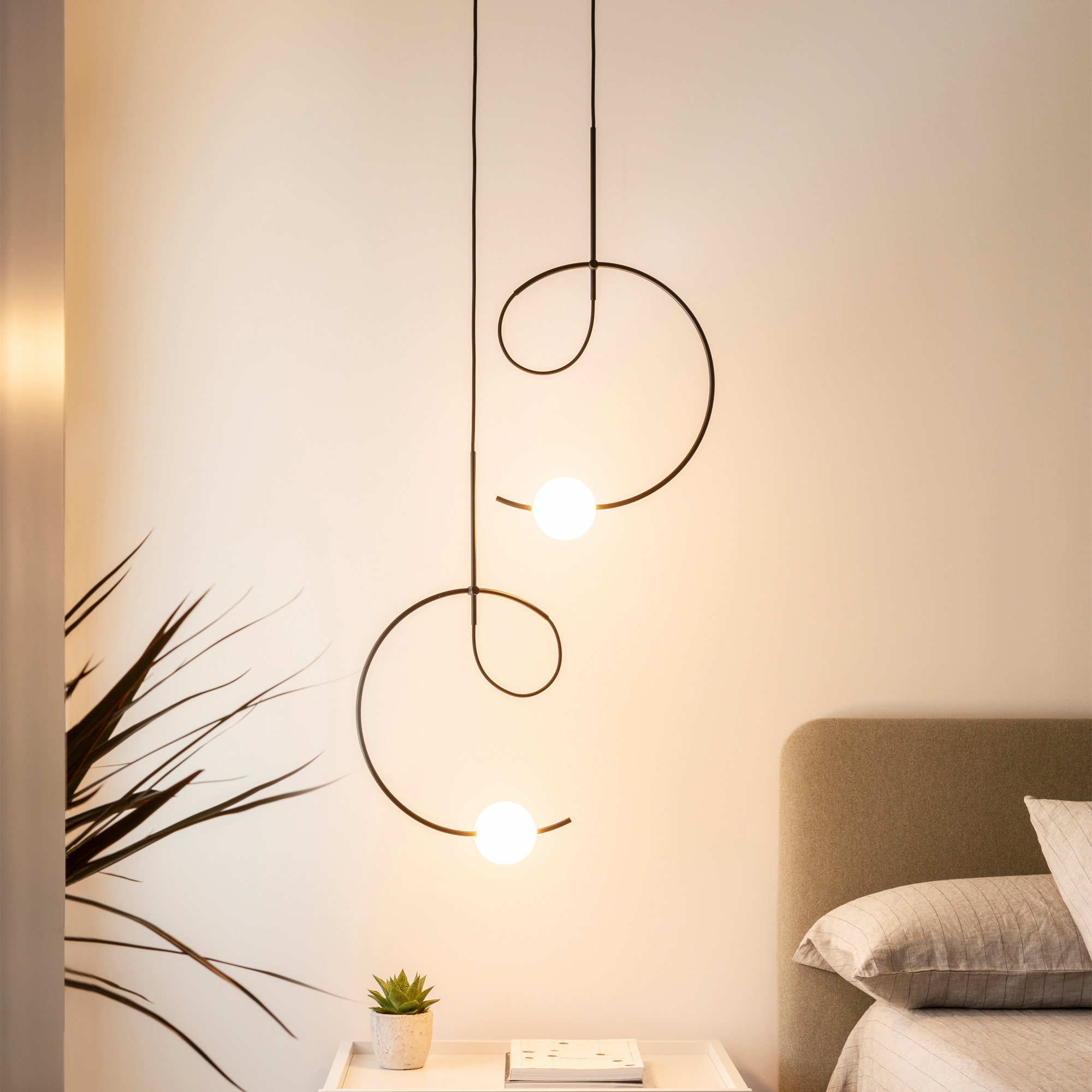 Suspension lamp, Loop T-4125S, black, LED, dim, 2700K, 1026 lm, L31,8cm ...