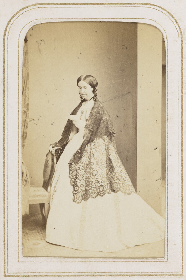 Unknown woman by Ross & Pringle | National Galleries of Scotland