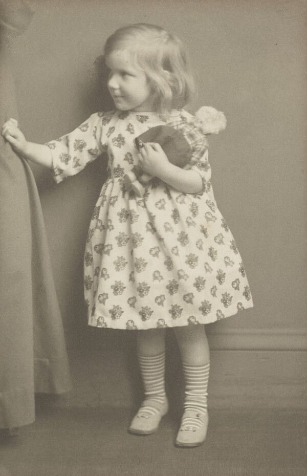 Merle Taylor? Daugher of Jessie M King and E.A Taylor by T. & R. Annan ...