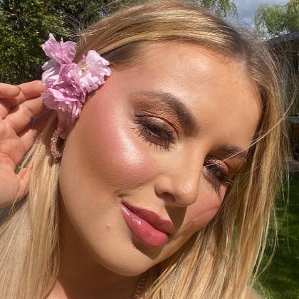 Magic Beauty Stars: Rosey Hudson | Magic Beauty Stars