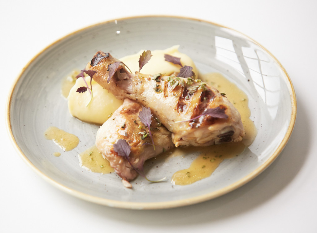 Aquum Review - ONIN London