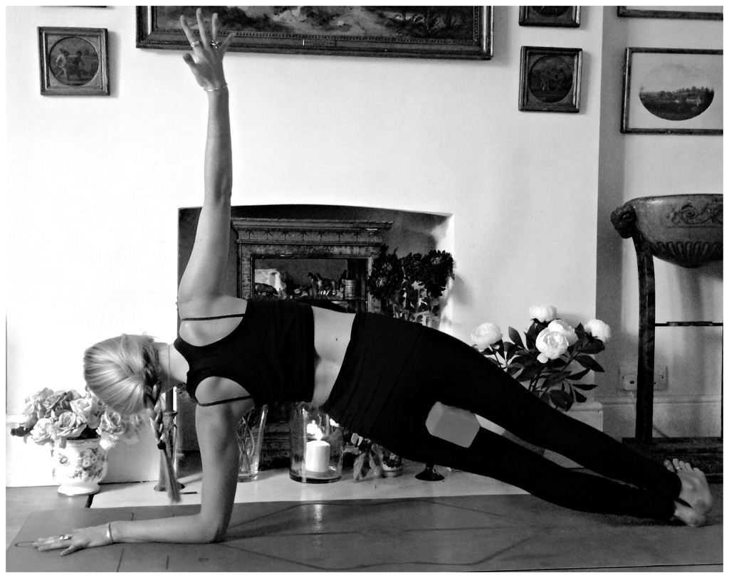 Get Bikini Body Ready With Yoga Guru Sophie Clydes 5 Moves On In London
