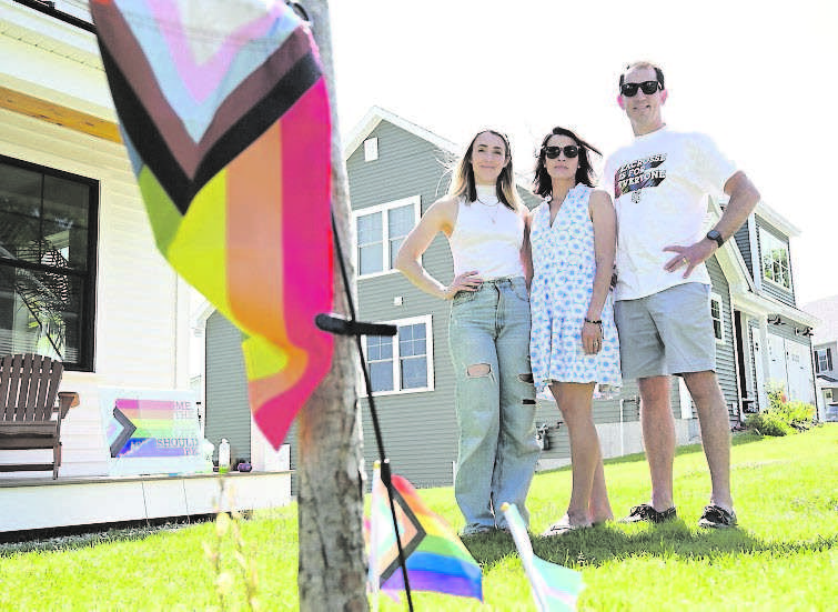 brooke hackett left and her neighbors and friends liza and michael d ...