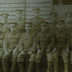 57627: Photograph of soldiers from the Sherwood Foresters