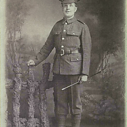 52479: Photograph of George Hamilton King