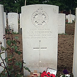 55758: Essex Farm Cemetery