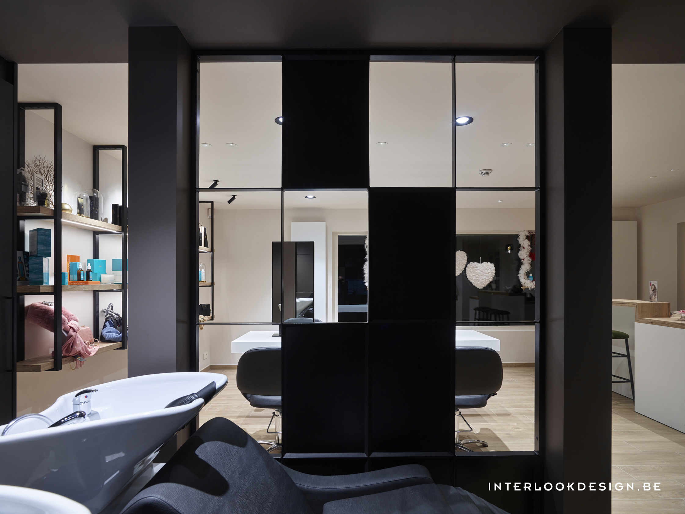 Kapsalon inrichting: Kapsalon Niki | Interlook Design