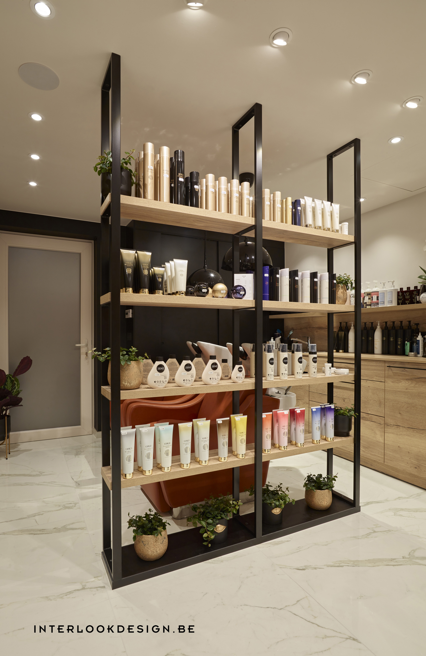 Kapsalon inrichting: Lin's Kniphuisje | Interlook Design