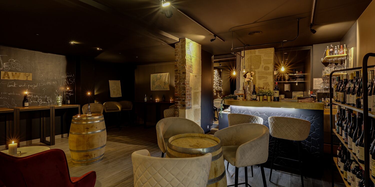 Adonis Wine Bar | Privateaser