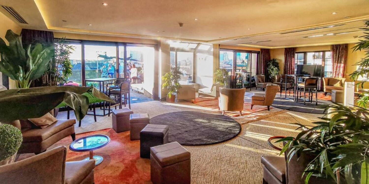 Secret Rooftop By Warwick | Privateaser