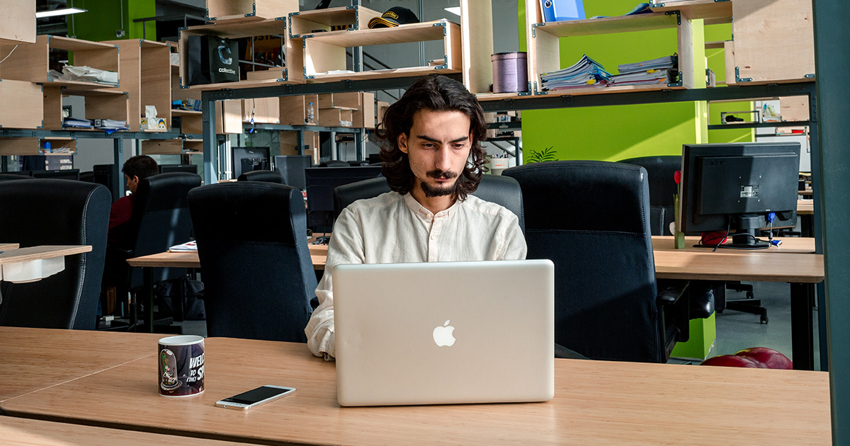 Flex Desks | Puzl CowOrKing