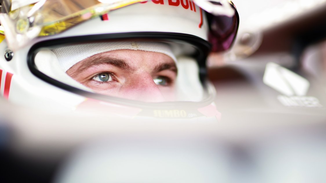 Verstappen geniet: "Een geweldige dag voor Red Bull" | RacingNews365