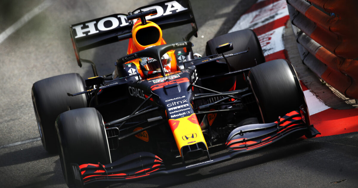 Verstappen geeft duidelijk signaal af aan Red Bull | RacingNews365