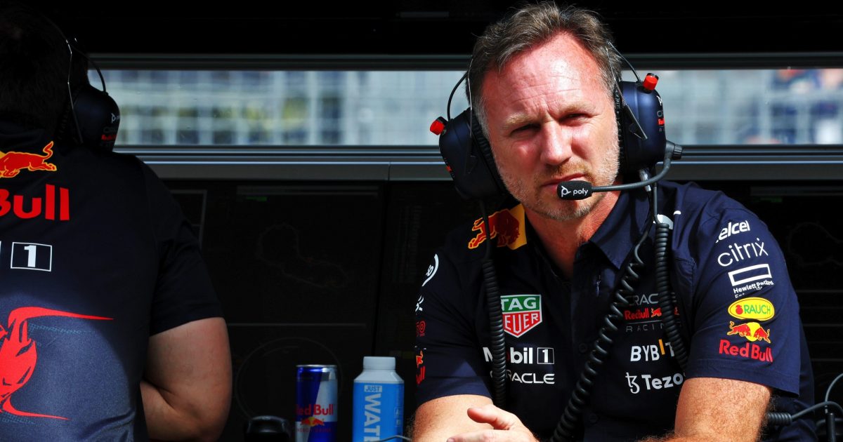 Red Bull-teambaas Horner reageert op kritiek van Jos Verstappen | RacingNews365