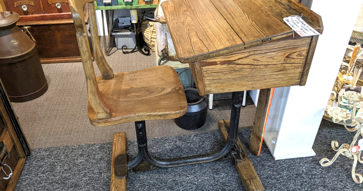 U28 Victorian School Desk and Chair by Geo M Hammer & Co London 145 _01