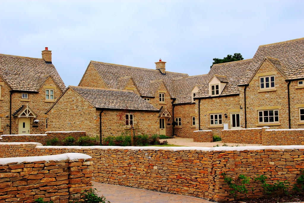 Mixed tenure housing by PKA Architects Ltd