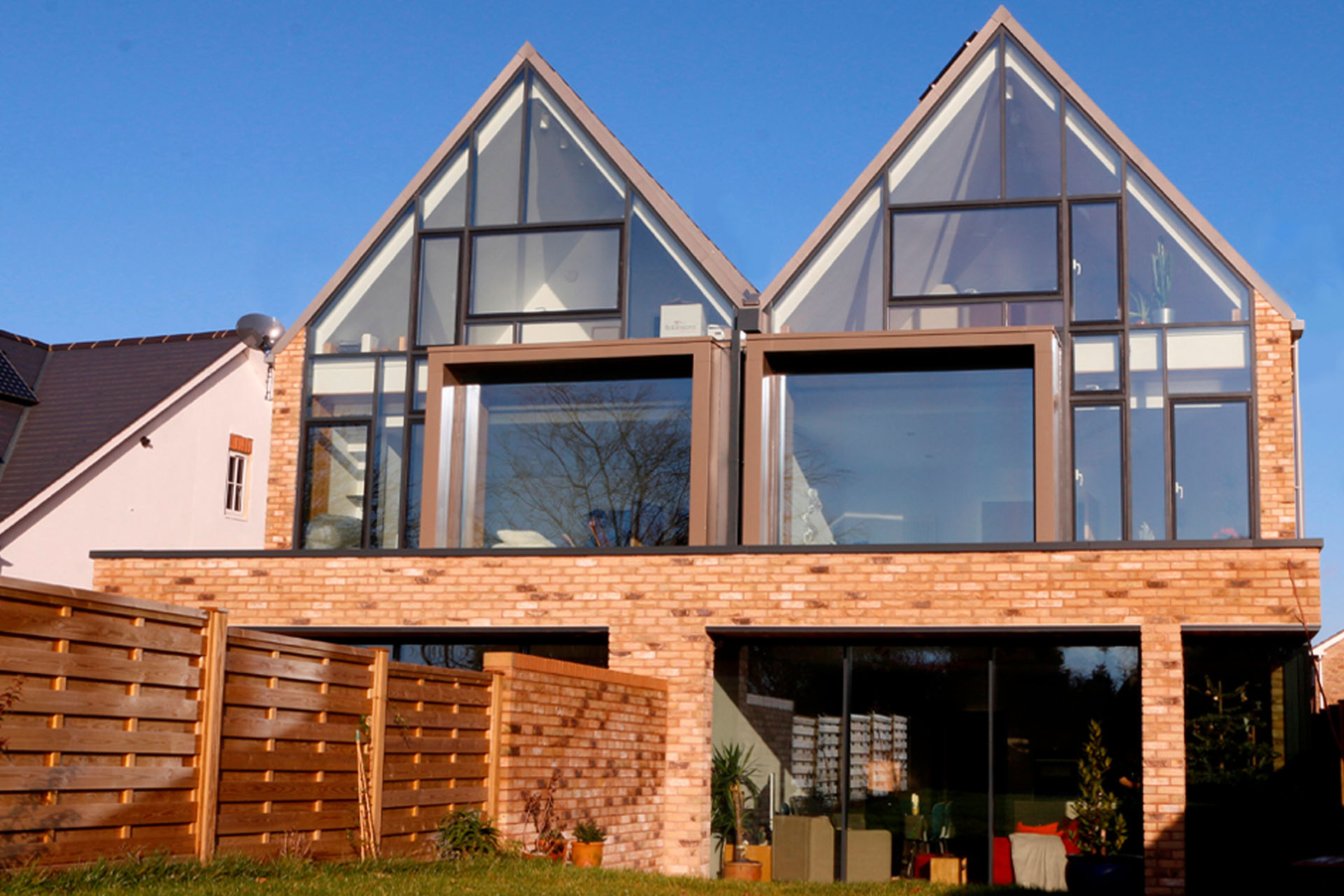 Lakeside-Semi Detached Private Houses by T S H Architects