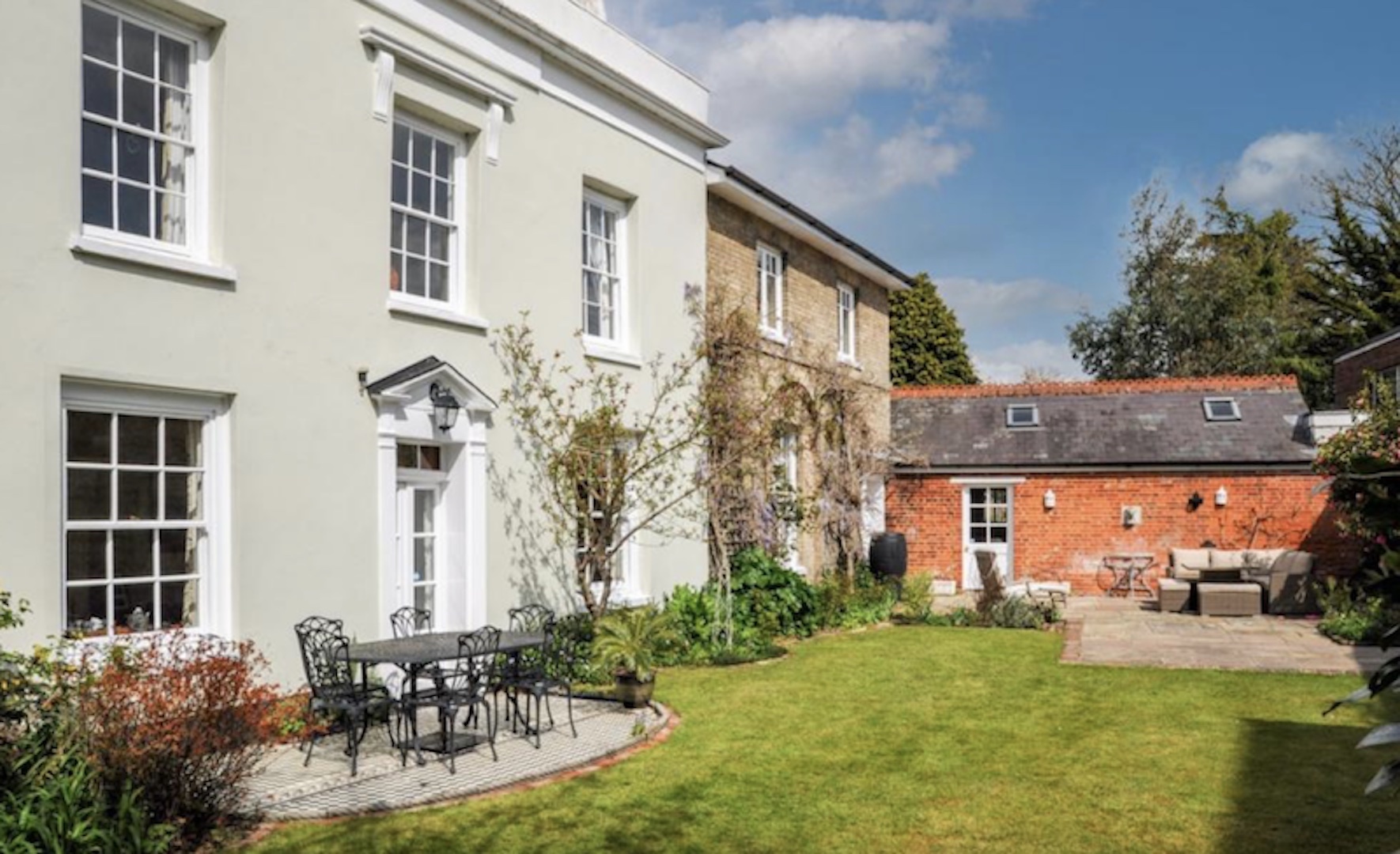 Grade II Listed House - alteration and renovation by Paul Lonergan ...
