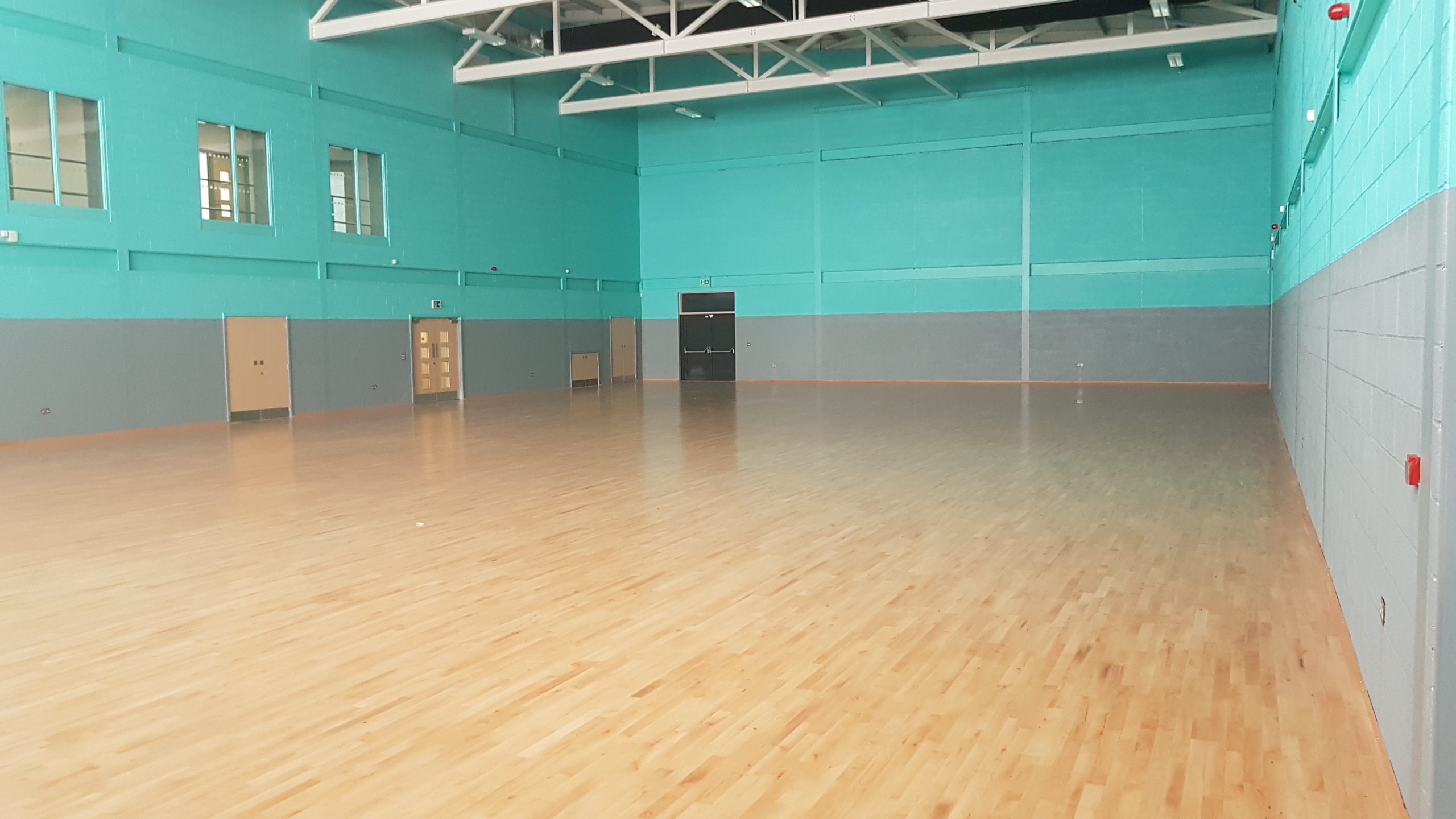 Heath End Lane Classroom and Sports Hall by Tuke Manton Architects