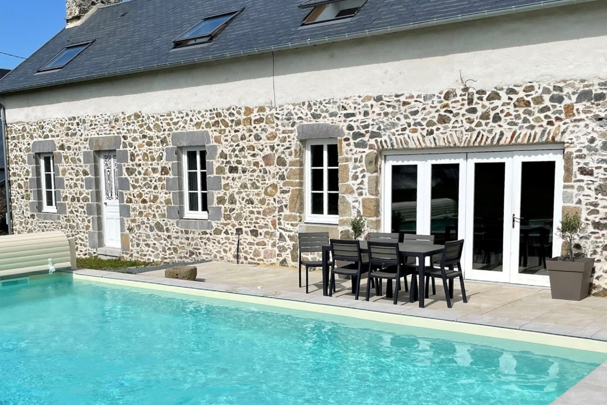 The best gites with pools in Normandy