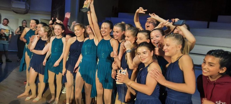 National Dance Champions Wow Judges! | Stroud High School