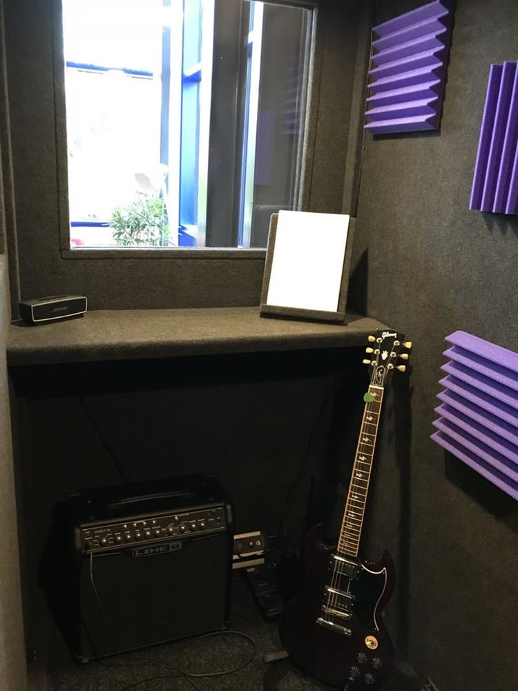 Nottinghamshire online music booth