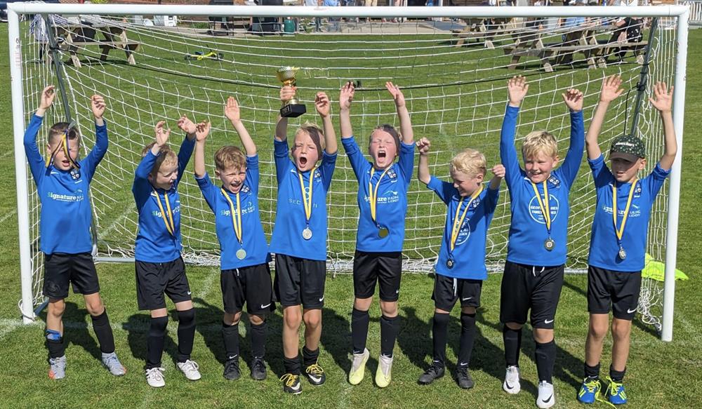 Upton Junior Football Club (Chester)