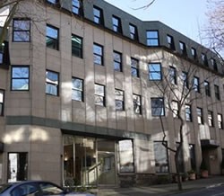 Aluminium vertical sliding windows by CDW Systems