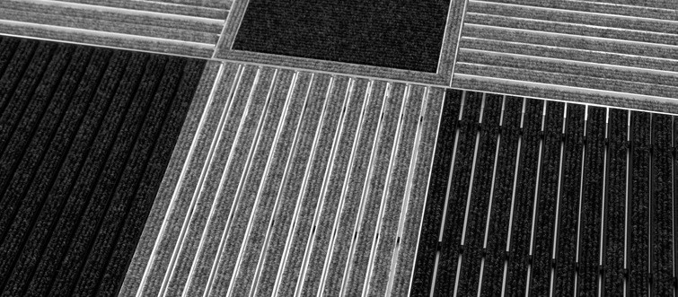 DIPLOMAT With ribbed carpet insert R by emco UK