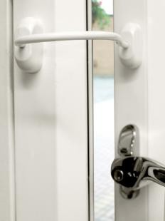 Fixed end Window Restrictors by MAX6MUM SECURITY