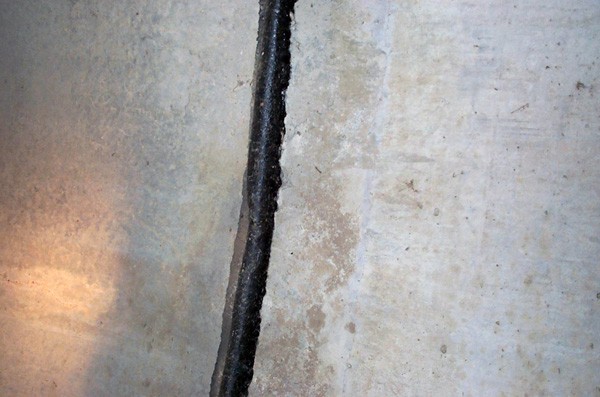 Butyl-Nek non-expanding joint sealant by Max Frank