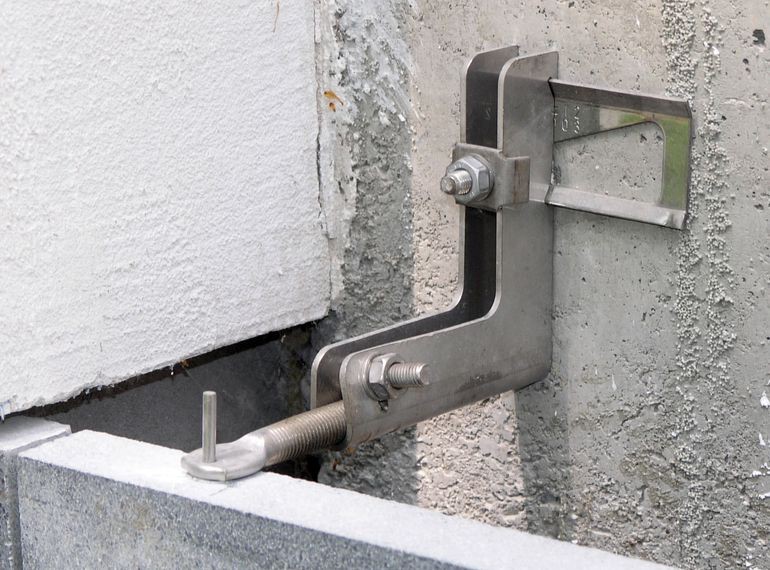 Body Anchor by Halfen