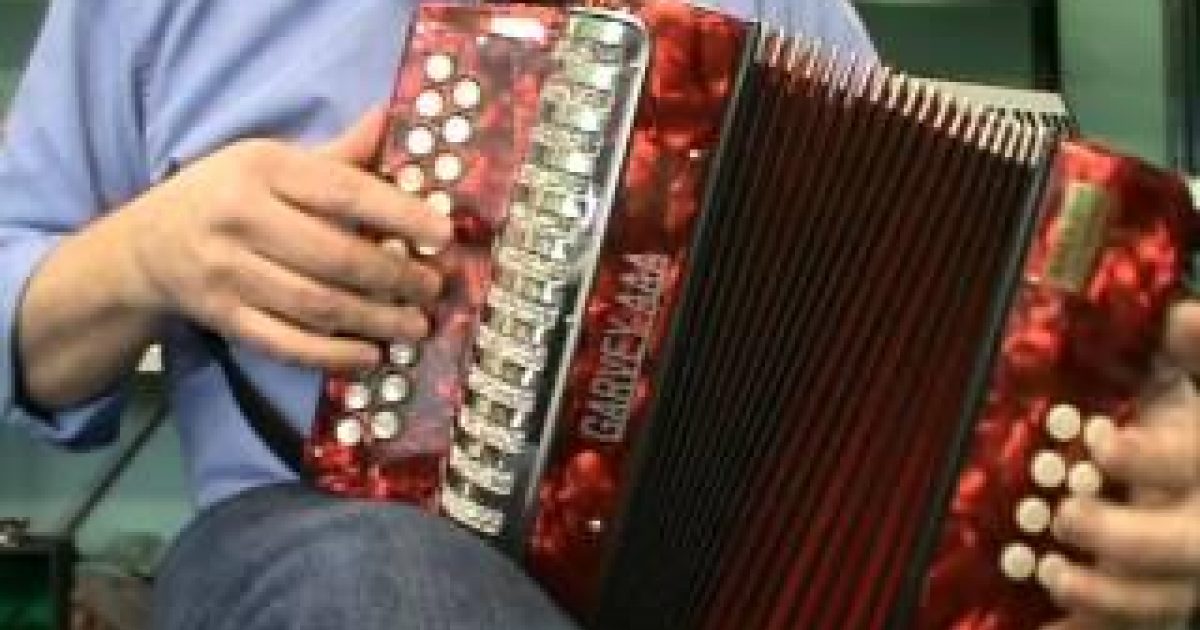Melodeon Beginners Part 2 | The Stables