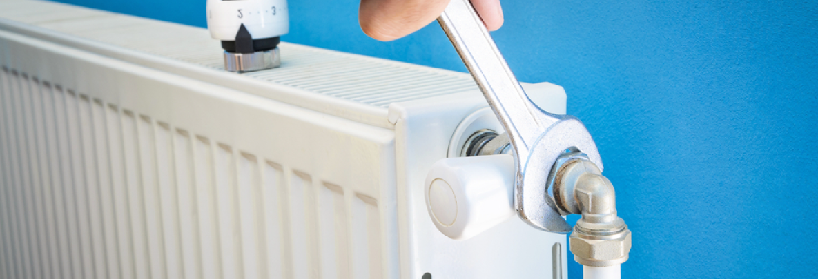 Radiateur et thermostat - Blog travaux rénovation - PrimesEnergie.fr