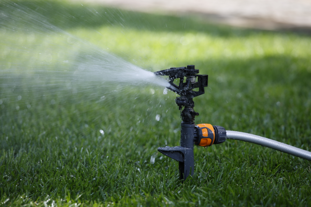 Spit 1 Pulsating Sprinkler Gf Garden