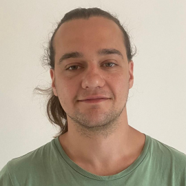 Tom Nott | ProductionHive | Sound Recordist, Sound Assistant