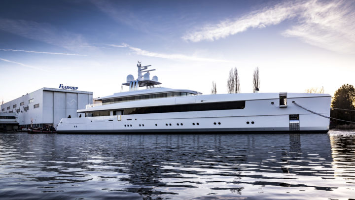 Feadship | Moonrise
