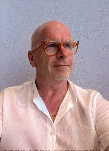 Robert Hamilton Profile