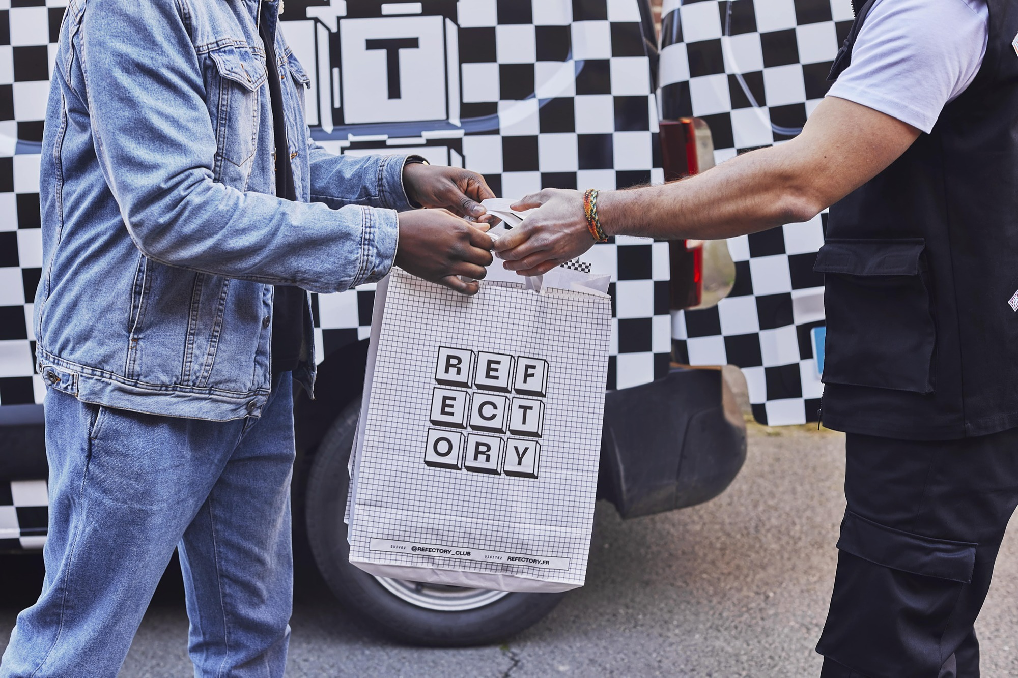 Refectory | Recrutement