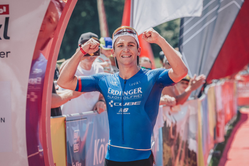 Auf dem Weg an die Spitze - #fragenfreitag mit Frederic Funk