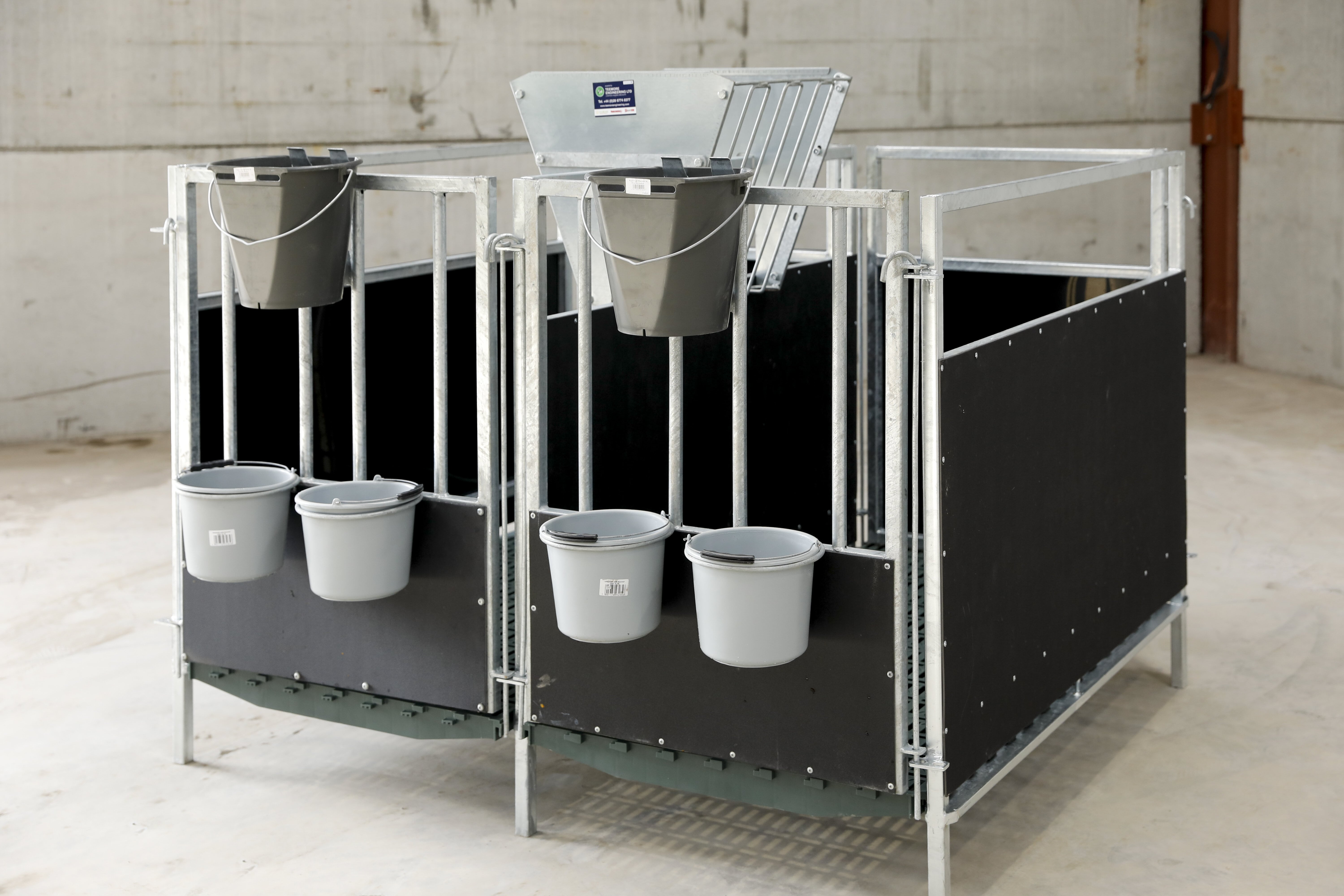 Jourdain Double Pen Hay Rack - Teemore Engineering - Livestock Housing ...